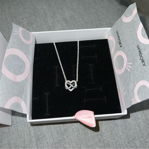 Pandora | Jewelry | Pandora Sparkling Infinity Heart Collier Necklace ...